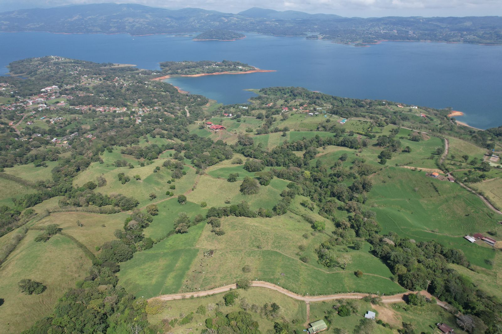 ARA Bienes Raíces. Proyecto Terrazas del Lago